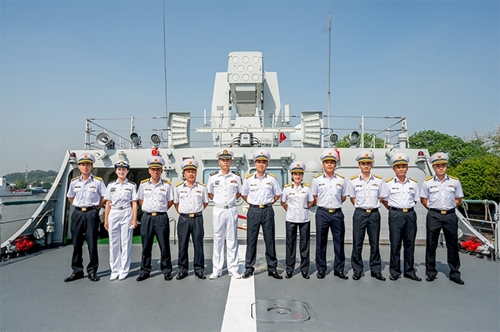 VPN delegation pays courtesy visit on leadership of Guangzhou Base