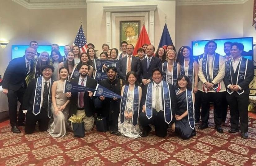 Vietnam s image introduced to Southeast Asia scholars in U.S.