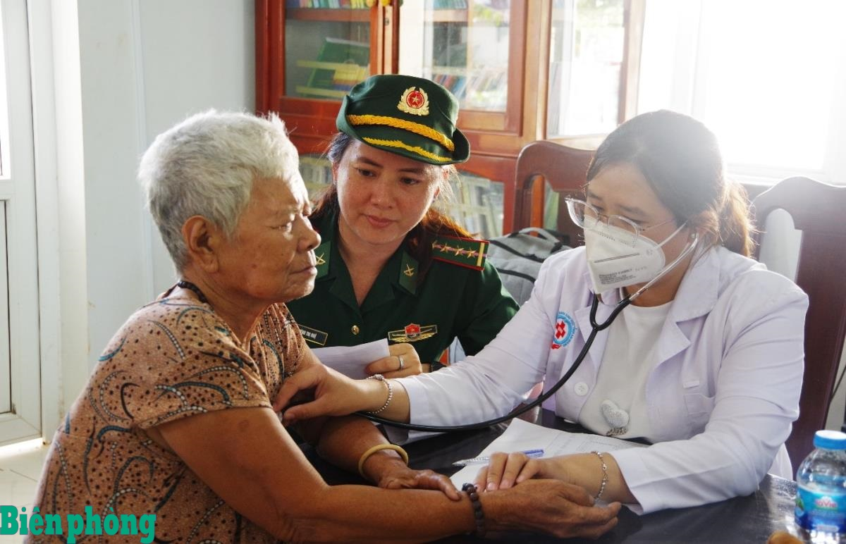 Border guard force sharing hardships, empowering women in border areas
