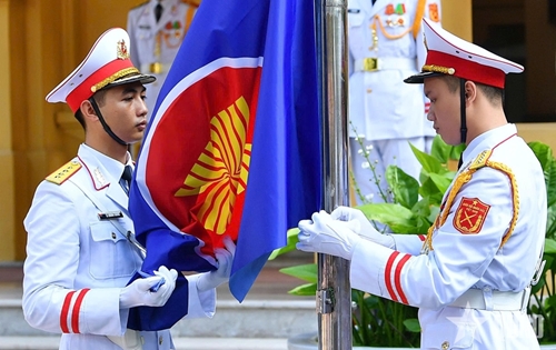 Flag-hoisting ceremony marks ASEAN’s 58th founding anniversary