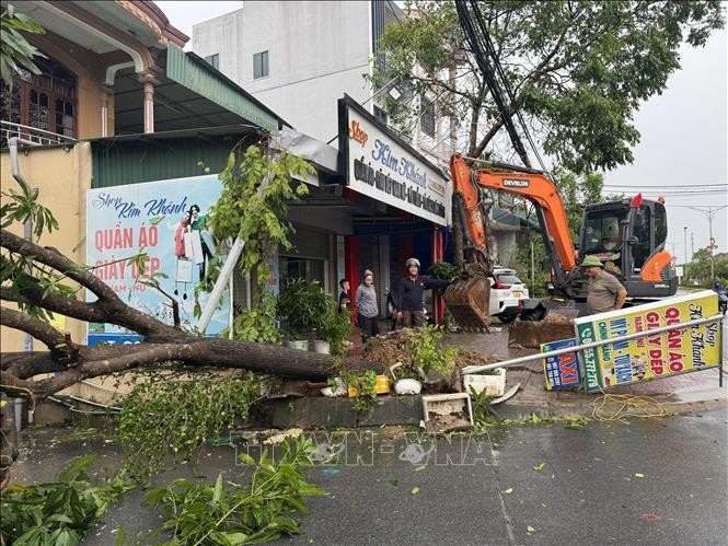 PM orders swift recovery efforts as Typhoon Bualoi wreaks havoc across ...