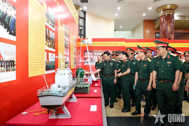 General Phan Van Giang inspects preparation for 12th Military Party ...