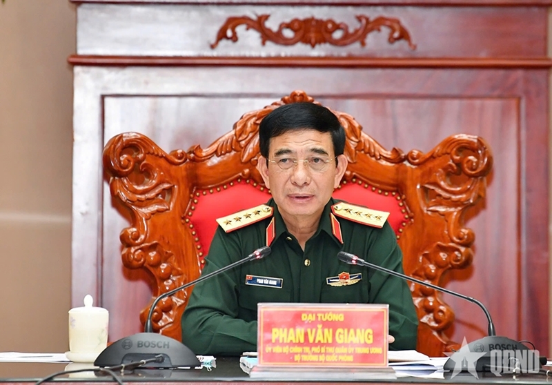 Defense Minister chairs handover of duty of Border Guard Commander