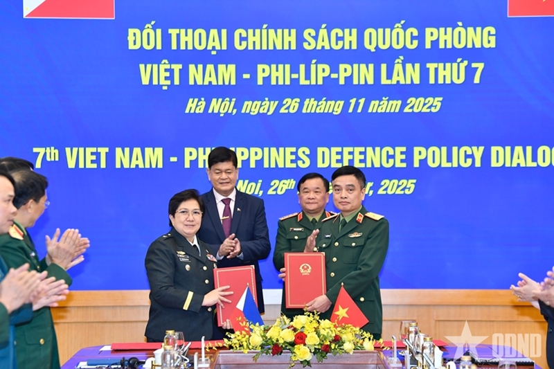 Seventh Vietnam - Philippines Defense Policy Dialogue takes place in Hanoi