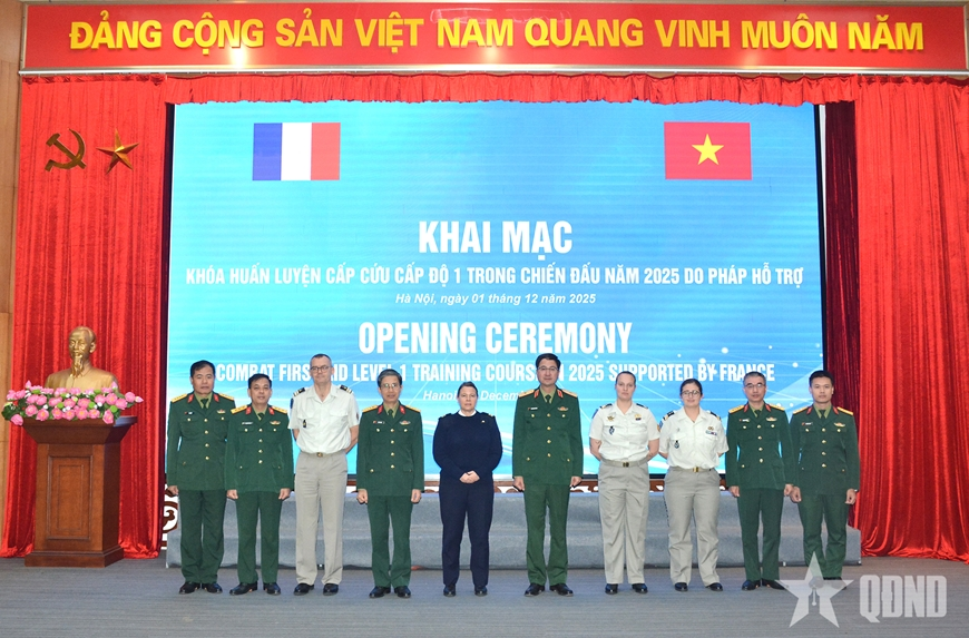 Training course on level-1 combat first-aid opened