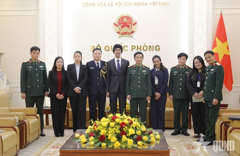 Vietnam, Singapore strengthen reliable, comprehensive defense cooperation