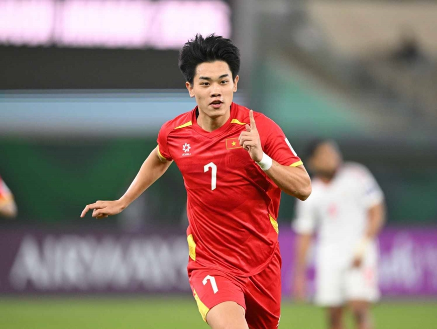 Nguyen Dinh Bac wins top scorer award at AFC U23 Asian Cup