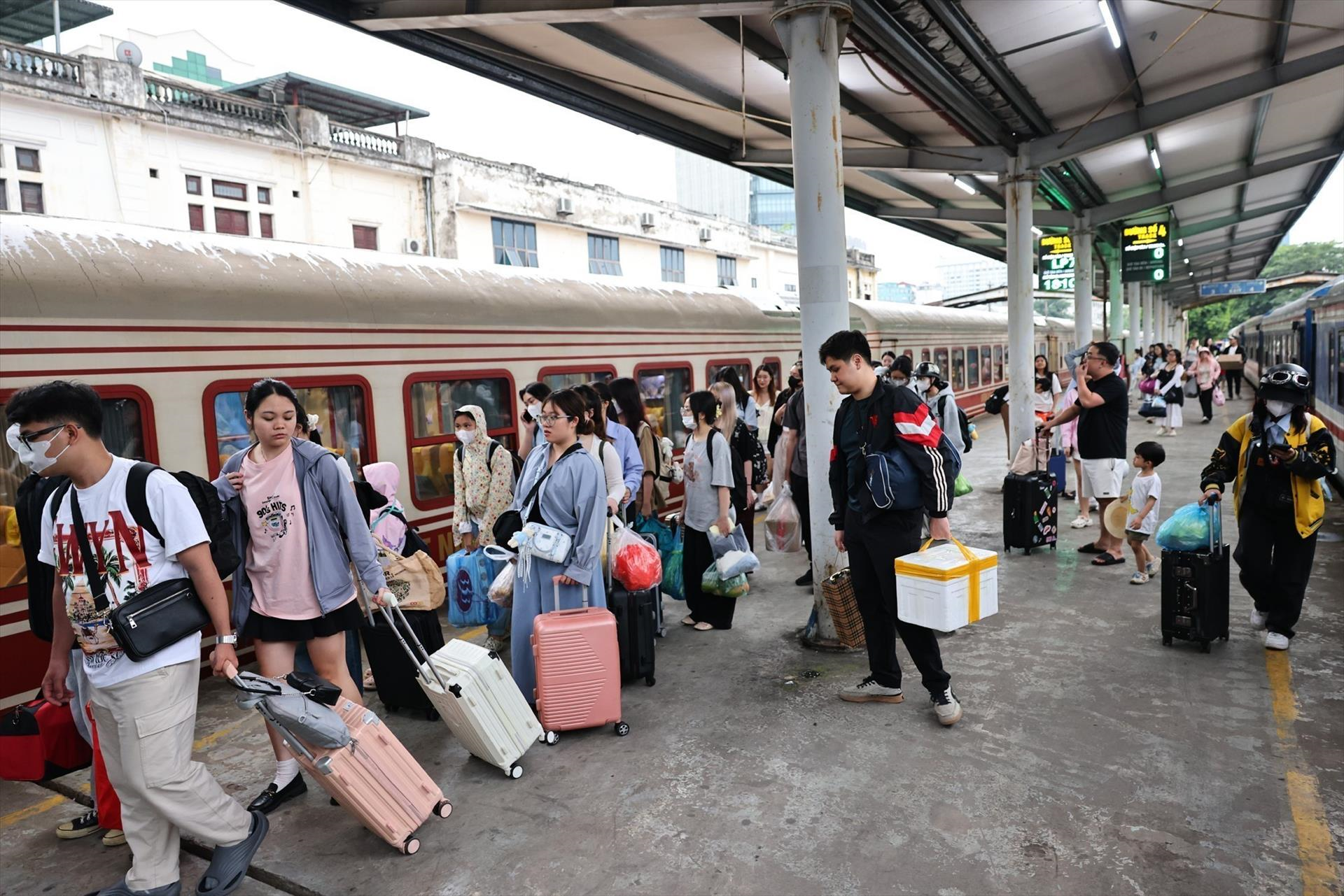 Vietnam railways accelerate digital shift, green transition