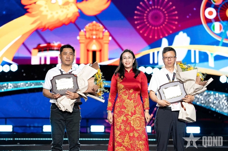 Da Nang International Fireworks Festival 2026 opens