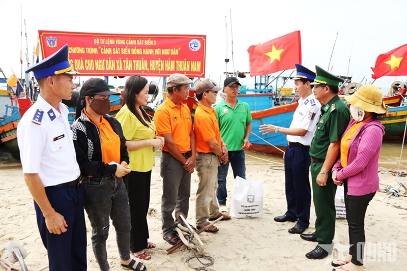 Coast Guard Region 3’s anti-IUU fishing efforts via information ...