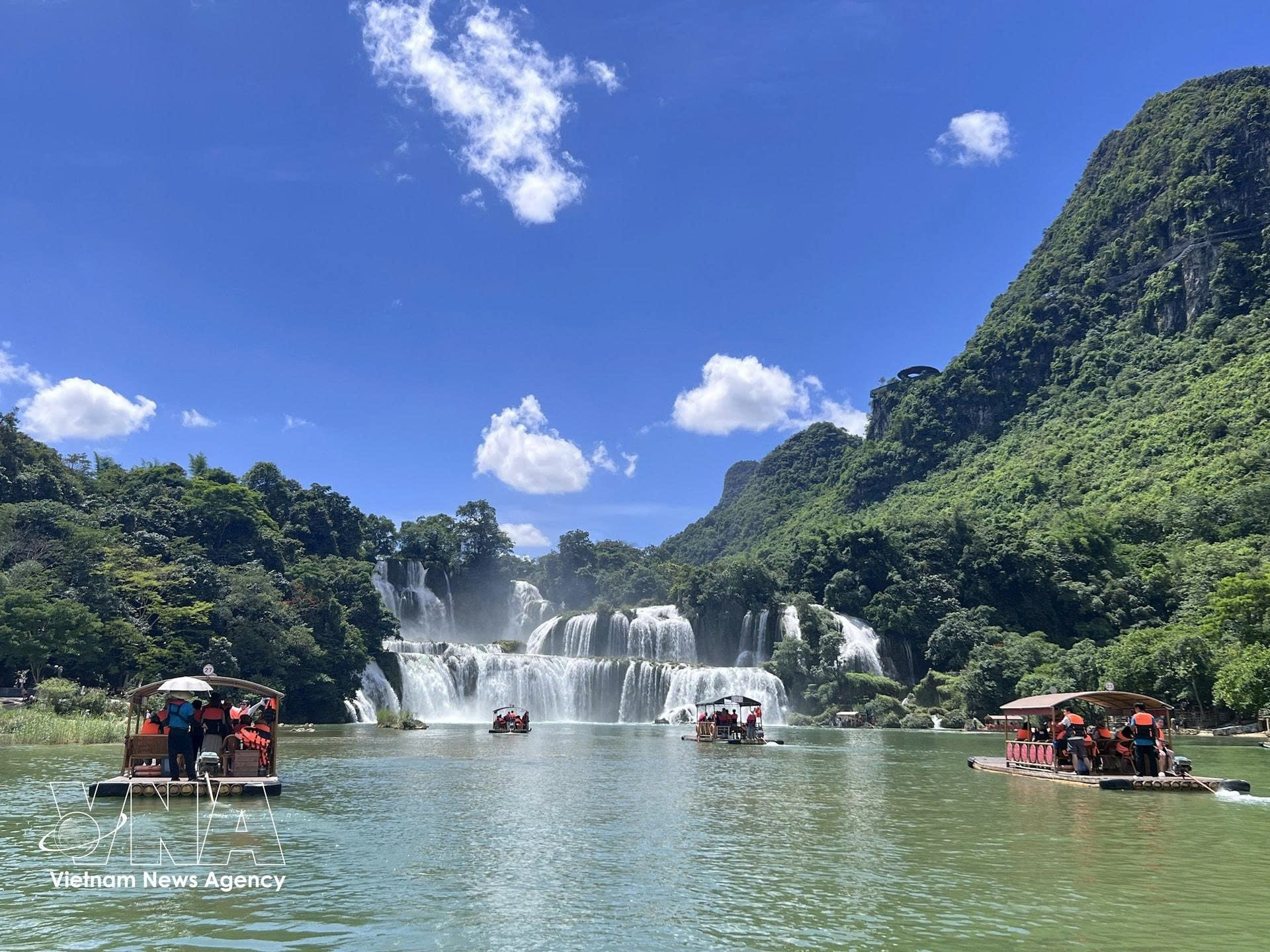 Efforts made to preserve, promote values of Non Nuoc Cao Bang Global ...
