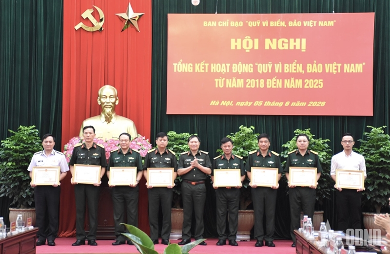 Conference held to review activities of Fund for Vietnam’s sea and islands