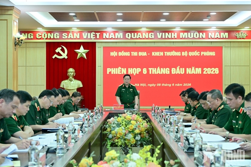 Emulation movements in the military to be comprehensive and focused