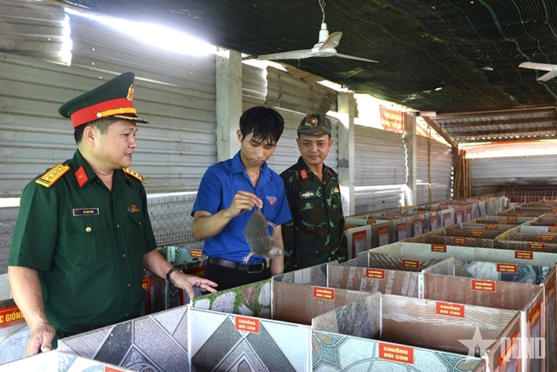 Defense-Economic Unit 207 sustains people’s heart posture in Da Nang’s ...