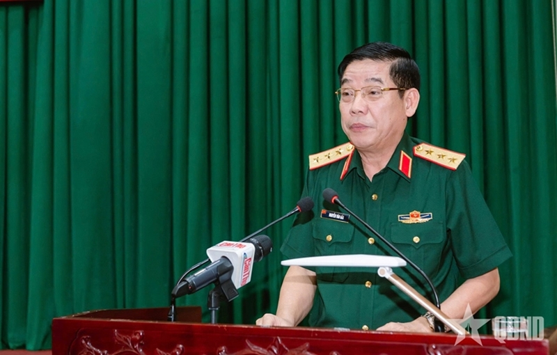 Activities of leaders of Defense Ministry, General Staff, and General ...