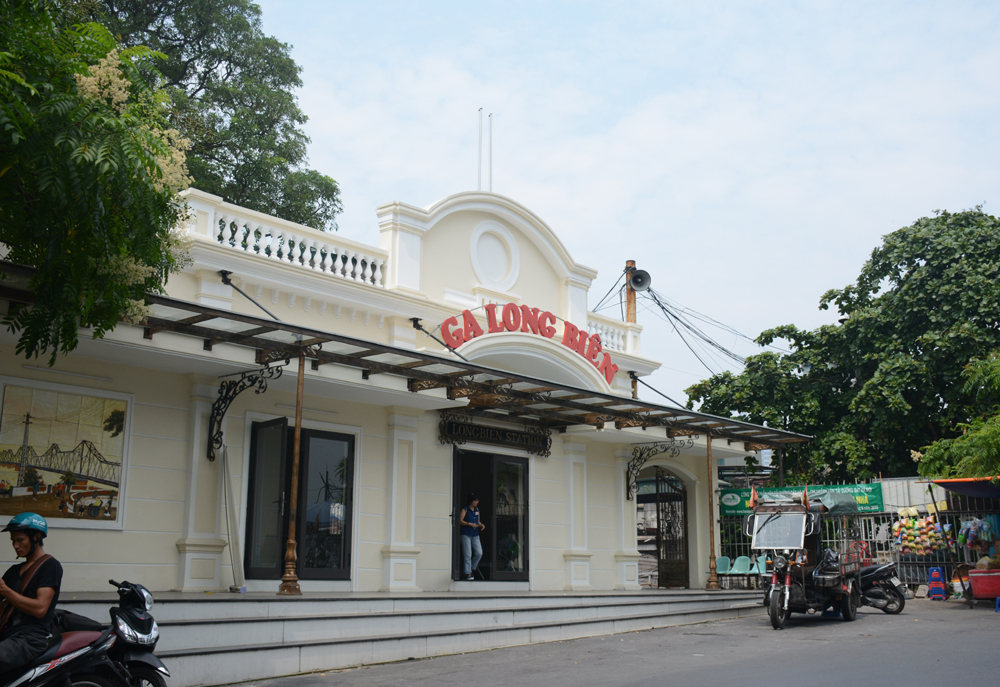 Ga Long Biên, lạ mà quen!